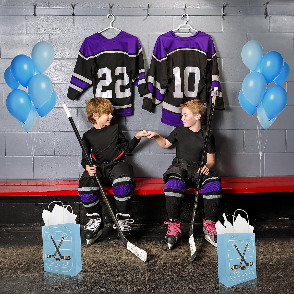 7Penn Paper Gift Bags - 24 Blue Hockey Themed Birthday Party Goody Bags with Handle - for Gifts, Goodies, or Favors