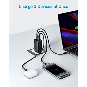 Anker 737 Power Bank (PowerCore 24K) with 67W USB-C Charger
