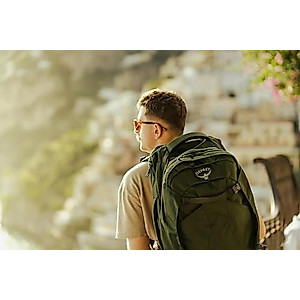 Osprey Farpoint 40L Men's Travel Backpack, Gopher Green