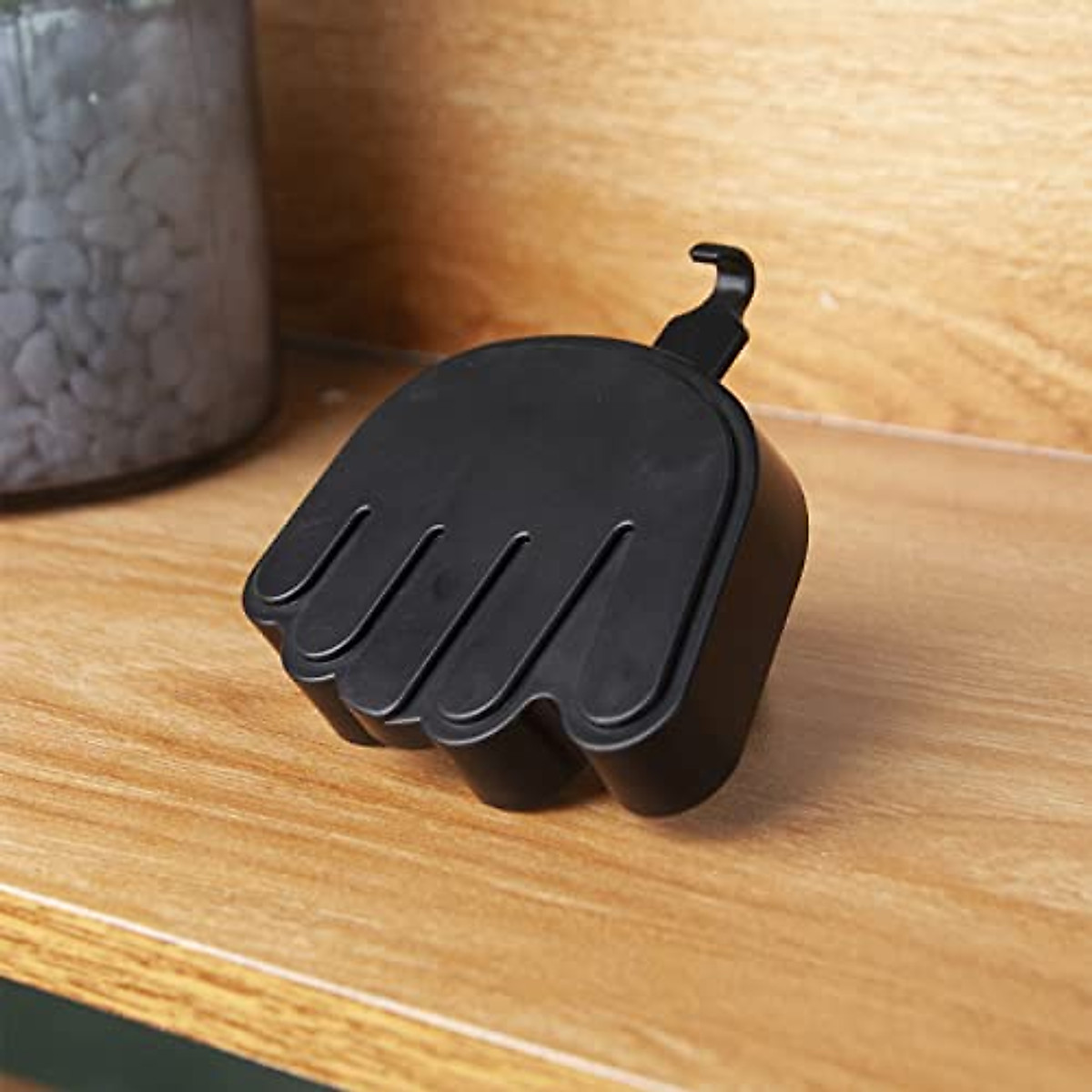TOIVO Finger Hand Key Hanger for Wall，Funny Key Holder for Wall Funny Gift Idea，Middle Finger Keychain Ejects The Finger，for Doorway Wall Entryway Hallway Funny Office Wall Decorative