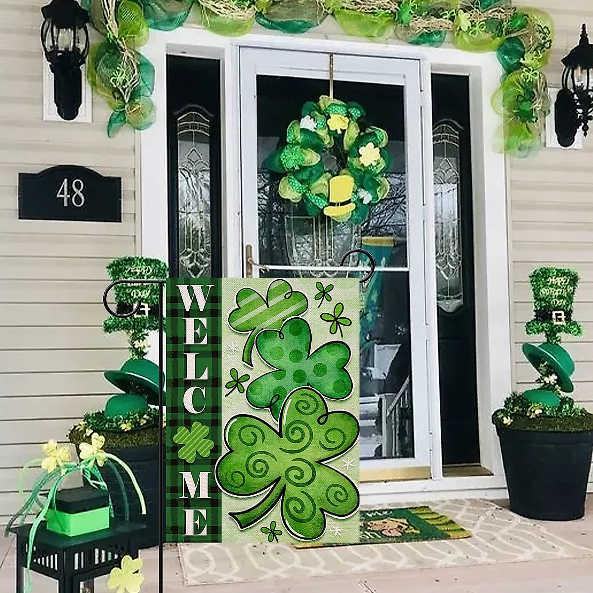 Furiaz Welcome St. Patrick's Day Small Decorative Garden Flag, Shamrock Clover Lucky Yard Outside Decorations, Irish Farmhouse Luck Burlap Outdoor Home Decor Double Sided 12 x 18