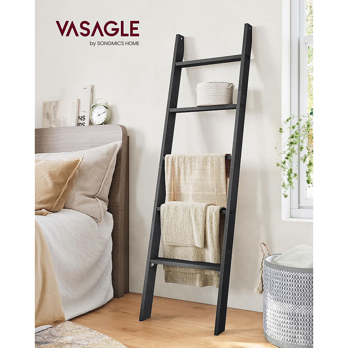 VASAGLE Blanket Ladder Decorative Farmhouse for The Living Room, 5-Tier Ladder Shelf, Ladder Rack for Storage and Decor, Ebony Black ULLS018B56