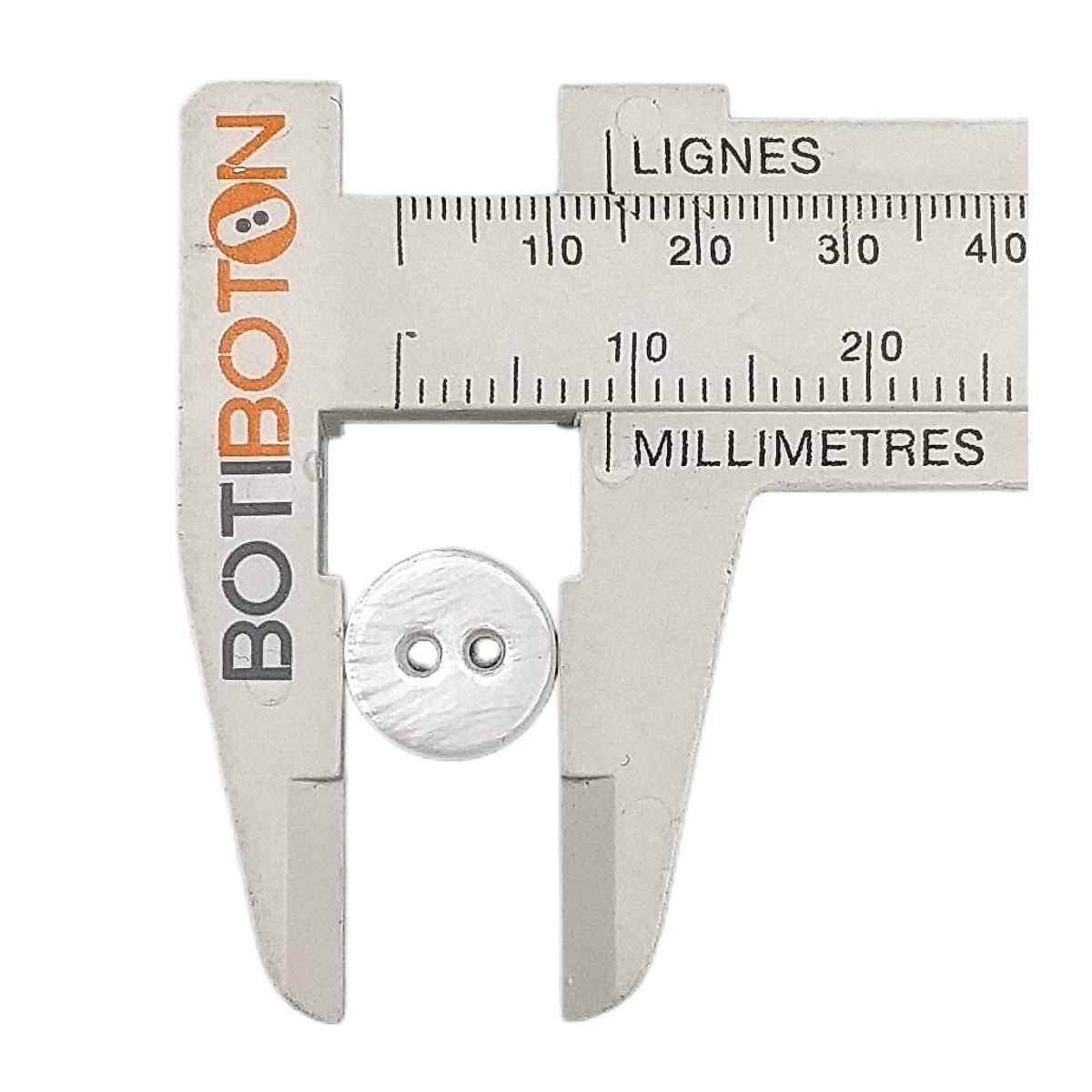 50 Nacar Natural Shell Buttons - Sewing Accessory - 6 Sizes - Manufactured and Shipped from Spain - (8 mm)