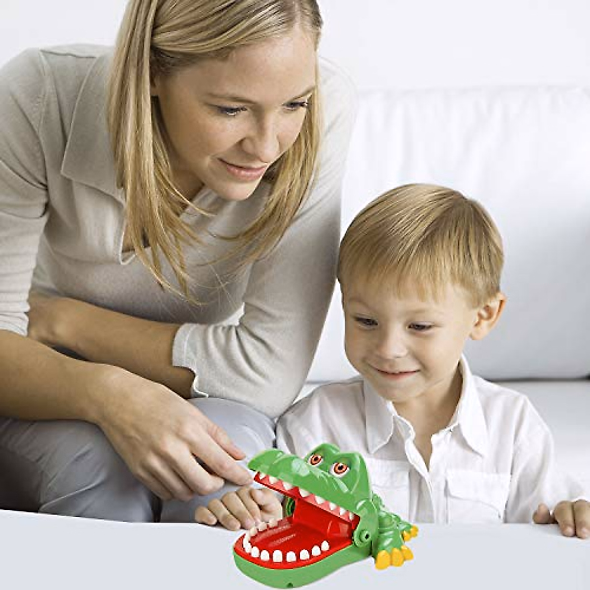 iShyan Crocodile Teeth Toys Game for Kids, Crocodile Biting Finger Dentist Games Funny Toys, 2020 Version Ages 4 and Up