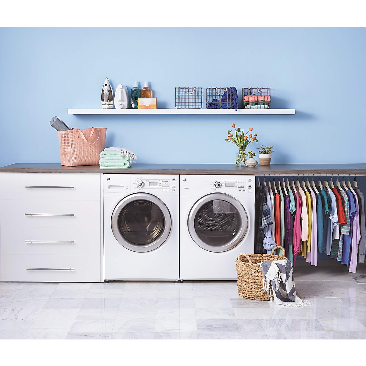 GE Lighting Refresh LED Light Bulbs, 10 Watts (60 Watt Equivalent) Plug-In GU24 Base, HD Light, Dimmable (1 Pack)