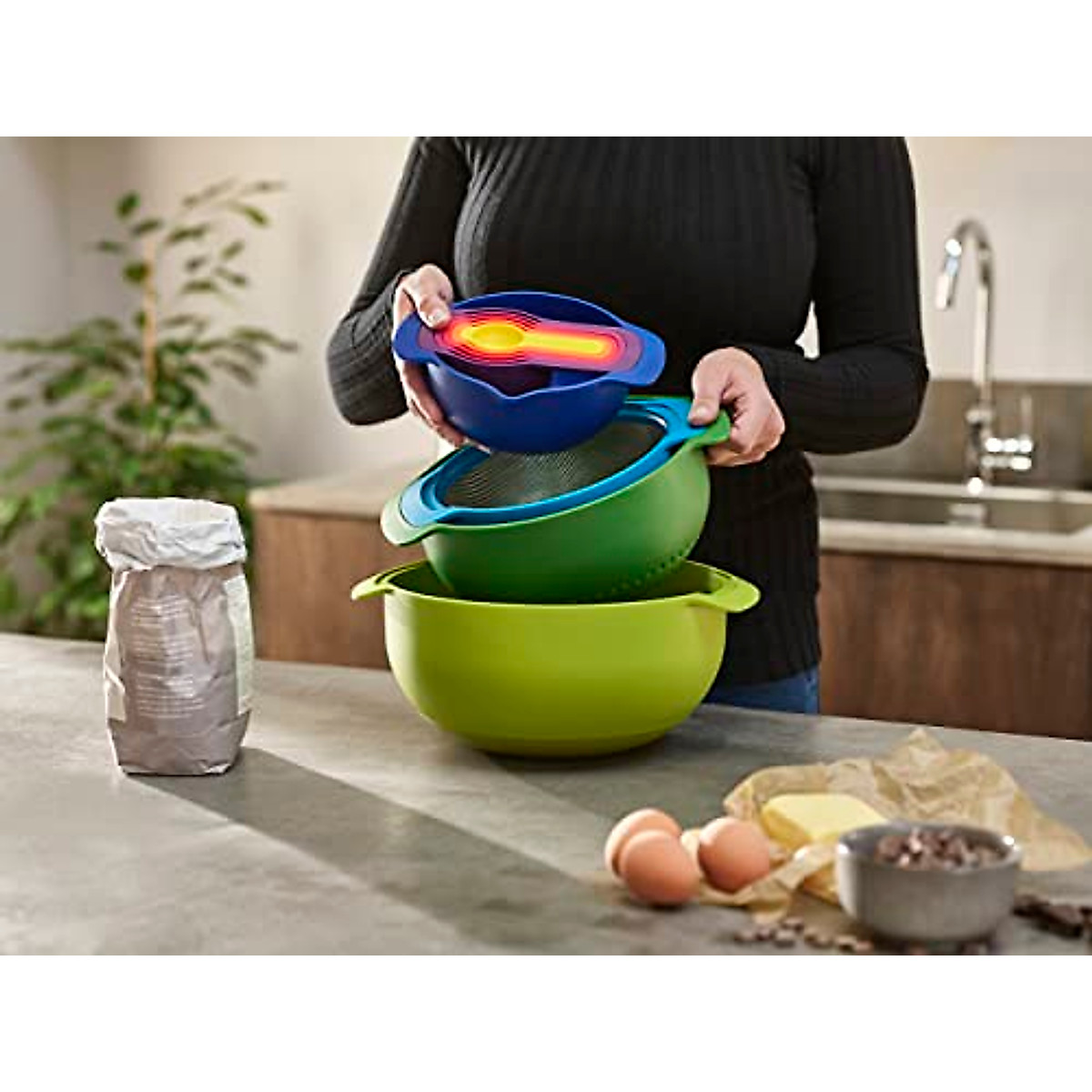 Joseph Joseph Nest 9 Plus, 9 Piece Compact Food Preparation Set with Mixing Bowls, Measuring cups, Sieve and Colander, MultiColor