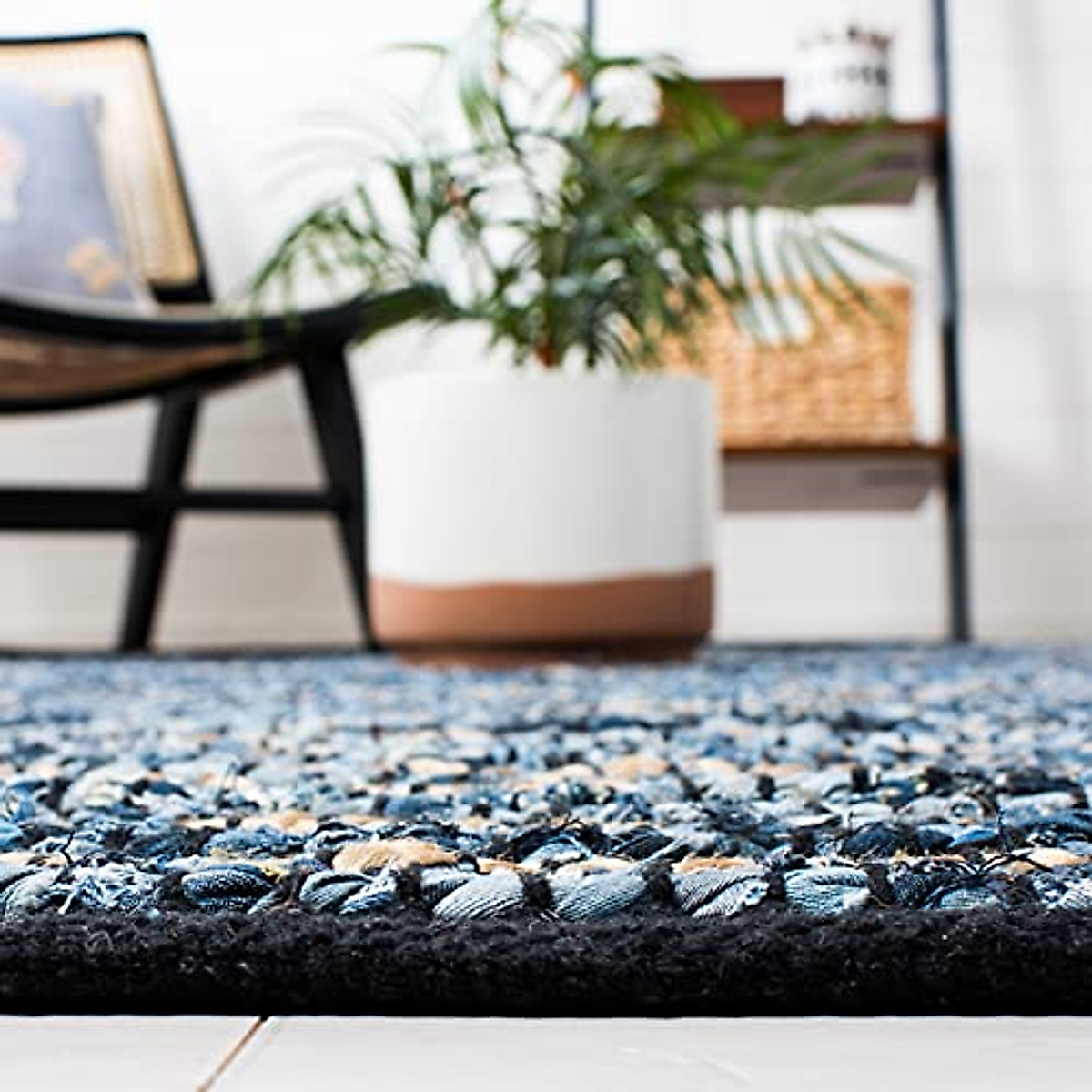 SAFAVIEH Cape Cod Collection Area Rug - 5' x 8', Blue & Natural, Handmade Flat Weave Braided Jute & Cotton, Ideal for High Traffic Areas in Living Room, Bedroom (CAP363A)