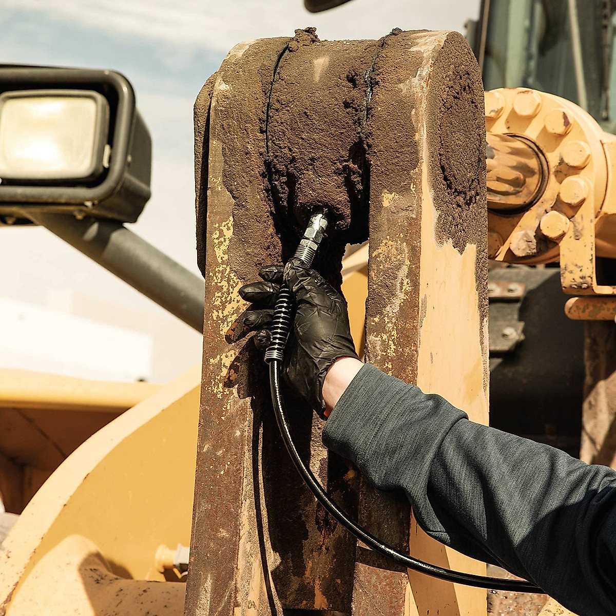 Makita XPG01SR1 18V LXT® Lithium-Ion Grease Gun Kit (2.0Ah)