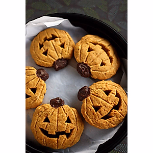 3 PCS Silicone Halloween Ghost Pumpkin Baking Mold Set Non-Stick Chocolate Jelly Fondant Cake Baking mold for Party Gift Handmade Soap Molds with Shape of Skull Bat Ghost