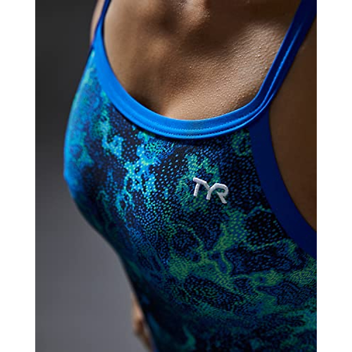 TYR Women's Standard Durafast Lite Diamondfit Swimsuit, Diploria Blue/Green, 32