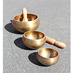 3 Pcs Tibetan Singing Bowl Standing Bell Set Himalayan Bowl For Chakras Meditation Mind Healing Peace of Heart Prayer Yoga Religion Buddhist Bowl w 3 Mallet Wooden Striker