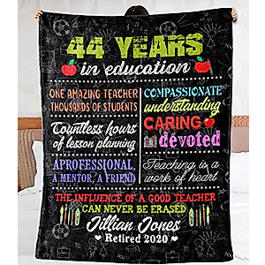 Personalized Retirement Blanket for Retirement Women Men from Family Coworker Work Bestie Boss Teachers Appreciation Gifts Custom Name Retirement Gifts Fleece Sherpa Blanket for Retirement Party