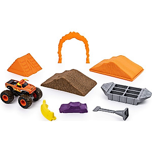 Monster Jam, El Toro Loco Monster Dirt Deluxe Set, Featuring 16oz of Monster Dirt and Official 1:64 Scale Die-Cast Monster Jam Truck