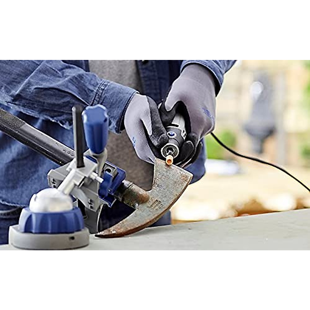 Dremel 2500-01 Rotary Tool Multi-Vise, 3-in-1 Attachment with 360 Degree Stationary Vise, Stand-Alone Clamp, and Tool Holder , Grey