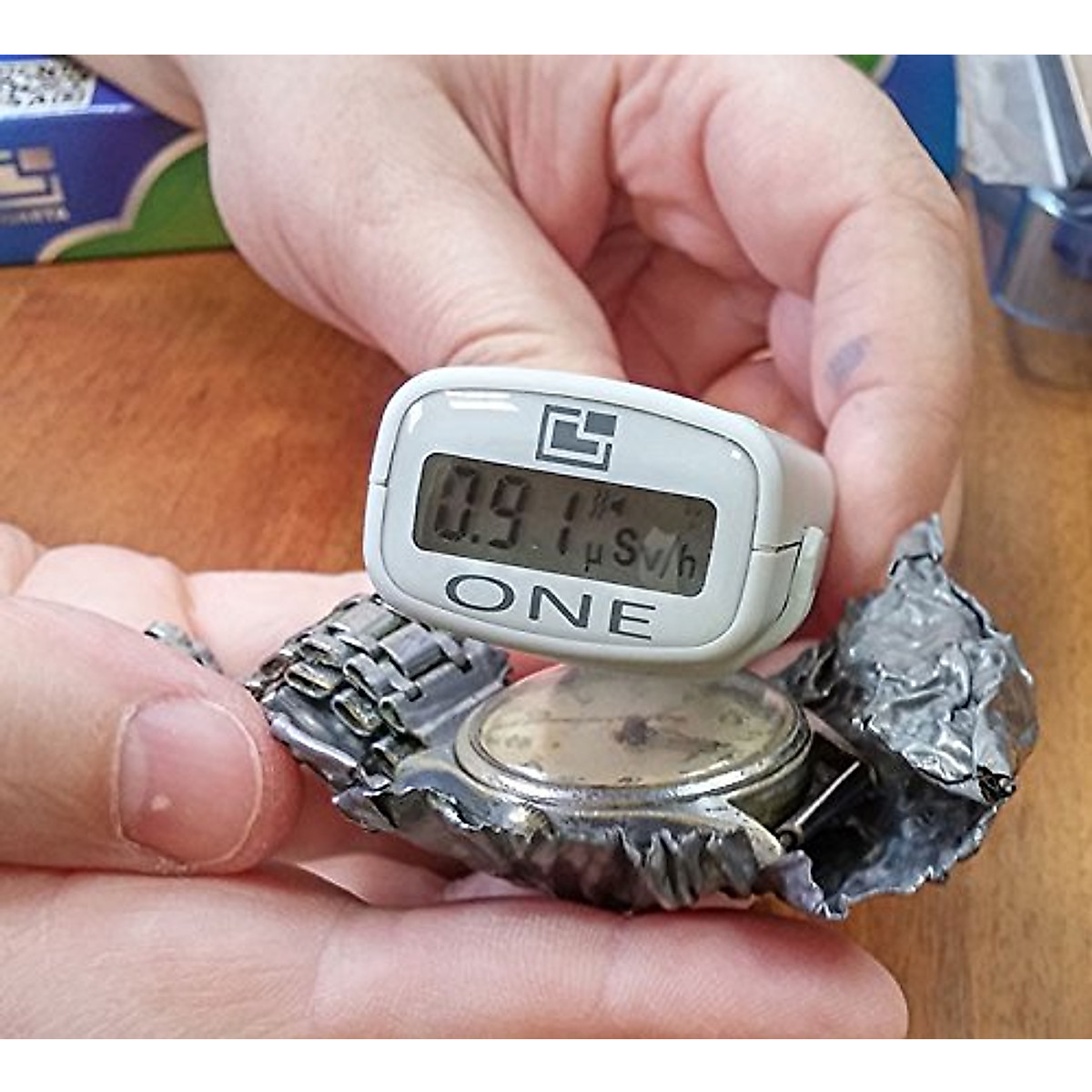 RADEX ONE Personal RAD Safety"Outdoor Edition" High Sensitivity Compact Personal Dosimeter, Geiger Counter, Nuclear Radiation Detector w/Software