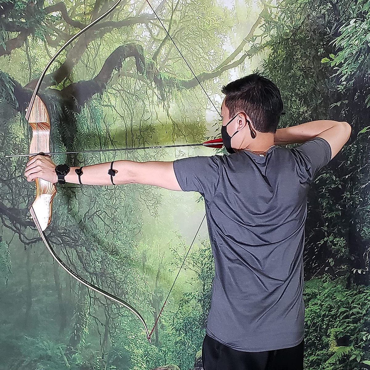 SAS Courage 60" Takedown Recurve Archery Bow (50#, Right)