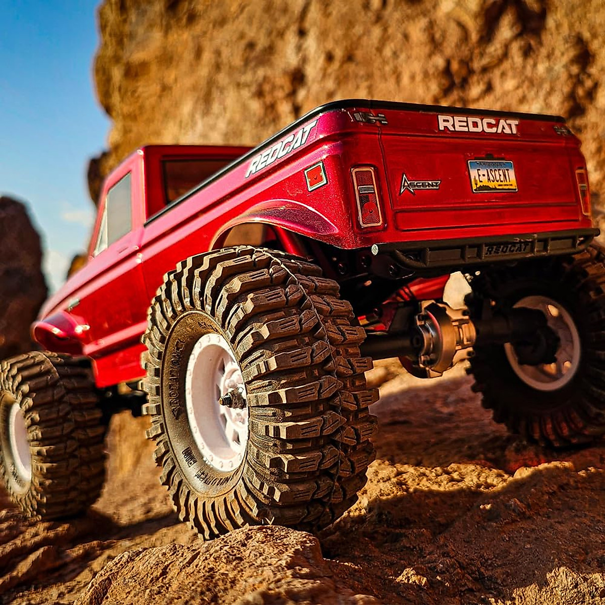 Redcat Ascent 1/10 Scale Low Center of Gravity (LCG) Performance Rock Crawler - Red