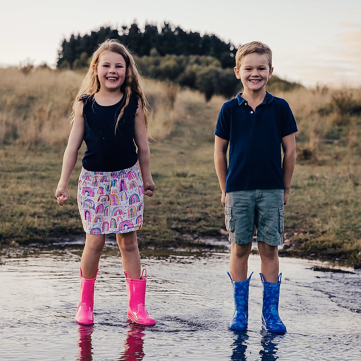 HISEA Kids Rain Boots for Toddler Boys Girls, Waterproof Rubber Boots with Easy-On Handles, Seamless PVC Rainboots Lightweight Mud Shoes for Water Beach Outdoor Playing, Size 6T Red