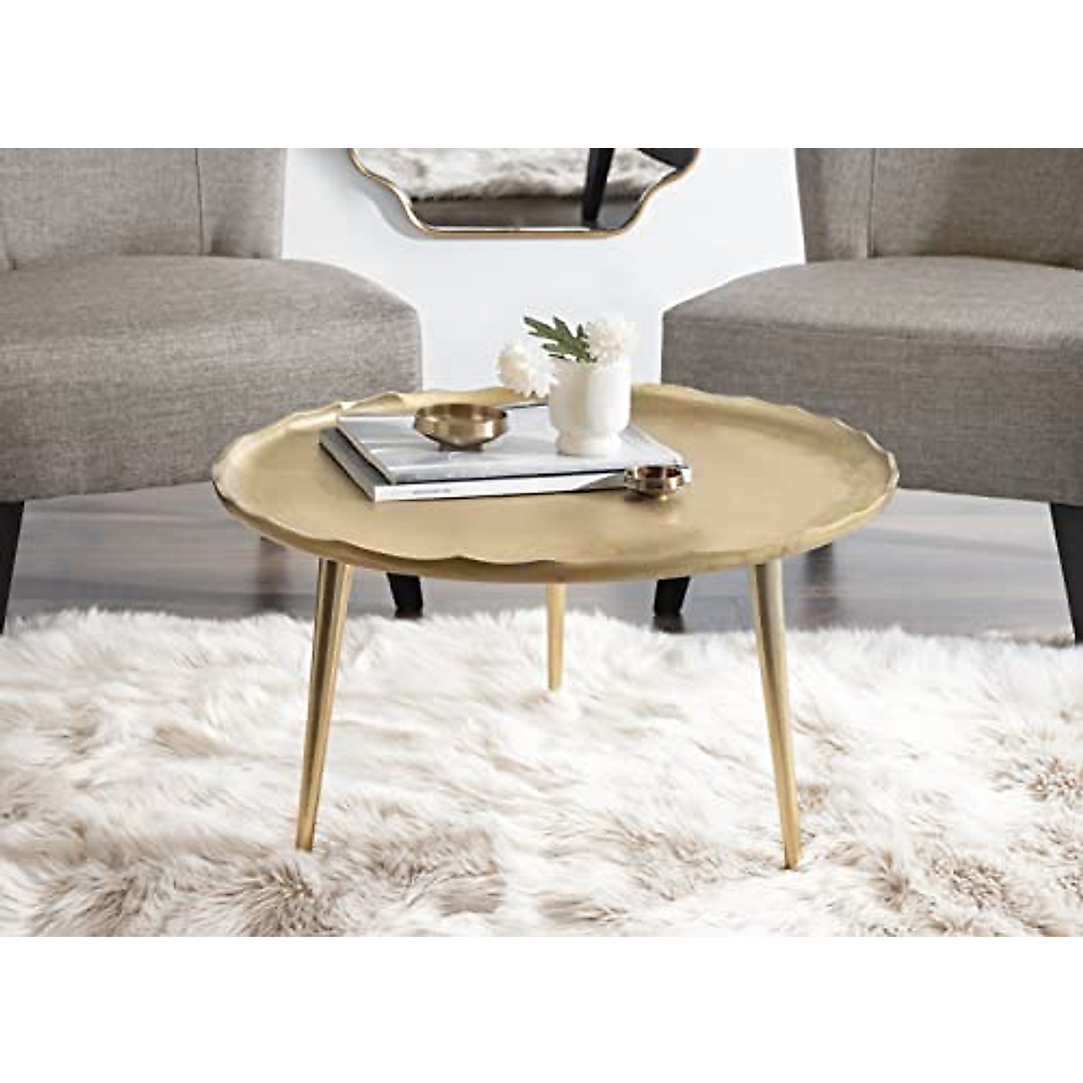 Kate and Laurel Alessia Modern Coffee Table, 25 x 25 x 15, Gold, Metal Coffee Table with Antique Detailing for Storage and Display