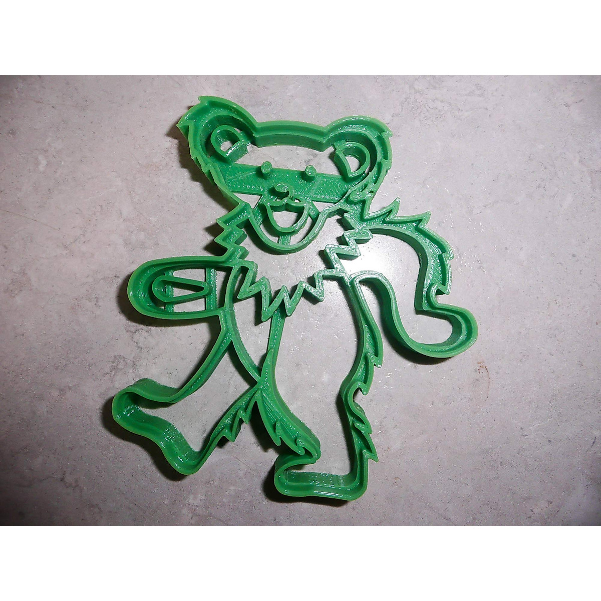 DANCING TEDDY BEAR 1960S ROCK MUSIC STYLE COOKIE CUTTER MADE IN USA PR3029