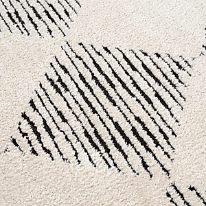 BoutiqueRugs Fauci Farmhouse Area Rug - Cream, Black White - 6'7" x 9'