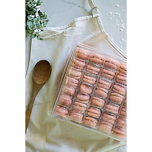 Vend Exchange Macaron Storage Freezer box - Large Storage Box with 2 Macaron Containers - Stores 70 Macarons
