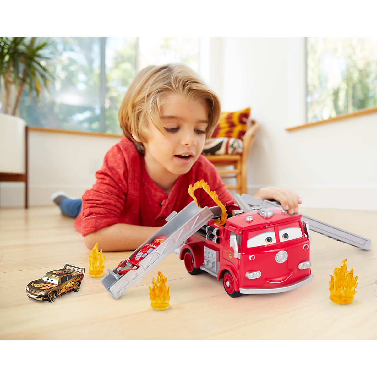 Disney Cars Toys Treasure Truck Set with Stunt and Splash Red Firetruck & 2 Lightning McQueen Vehicles -1 with Color Change & 1 Golden Colored, Toy Gift for Kids Age 4 Years & Older
