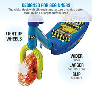 PlayWheels Paw Patrol 3-Wheel Scooter w/Light Up Wheels, Chase
