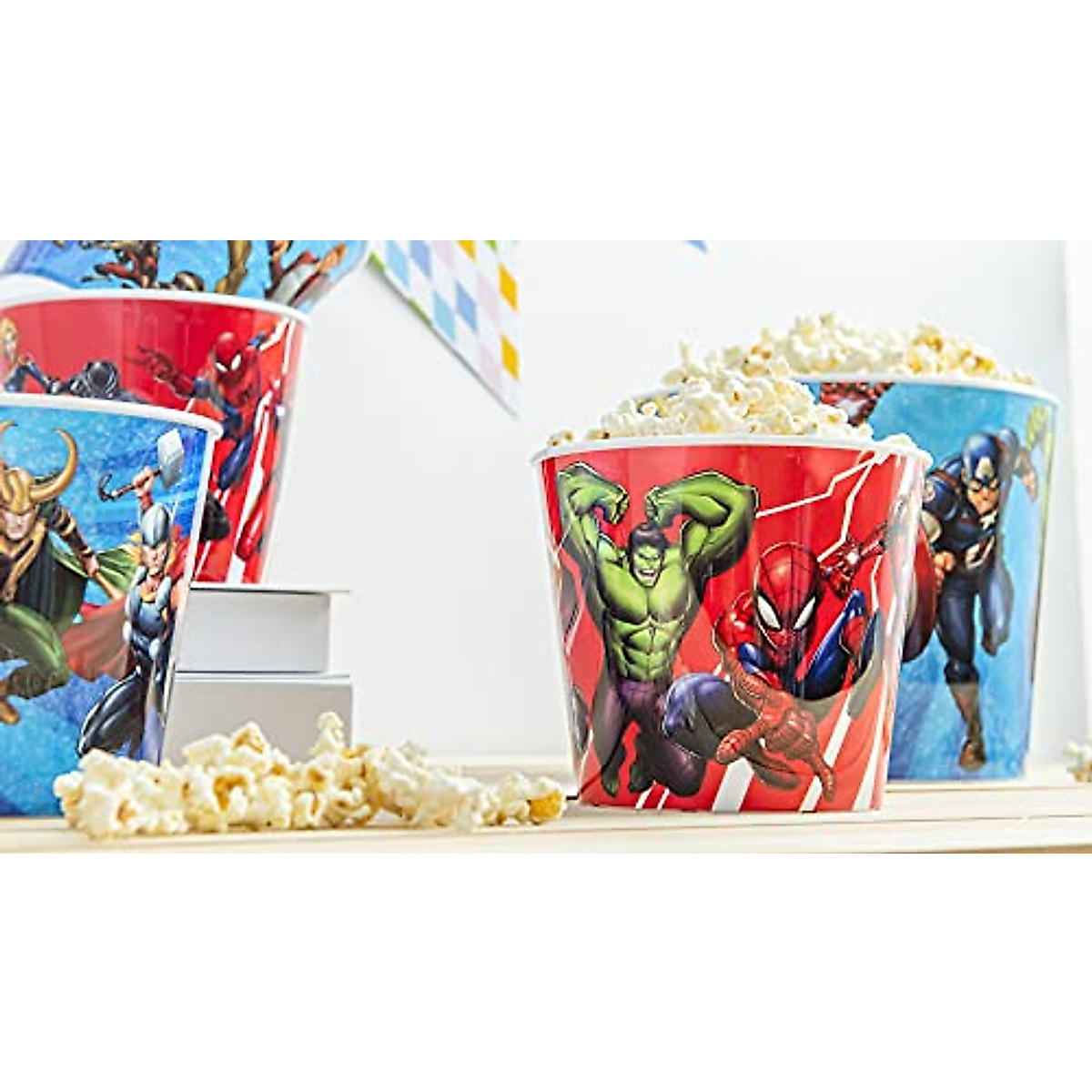 Zak Designs Marvel Universe Movie Night Family Reusable Popcorn Bowl Set with Serving Container and Individual Cups, Reusable and Made From Durable Plastic (5 Pieces, Non BPA)