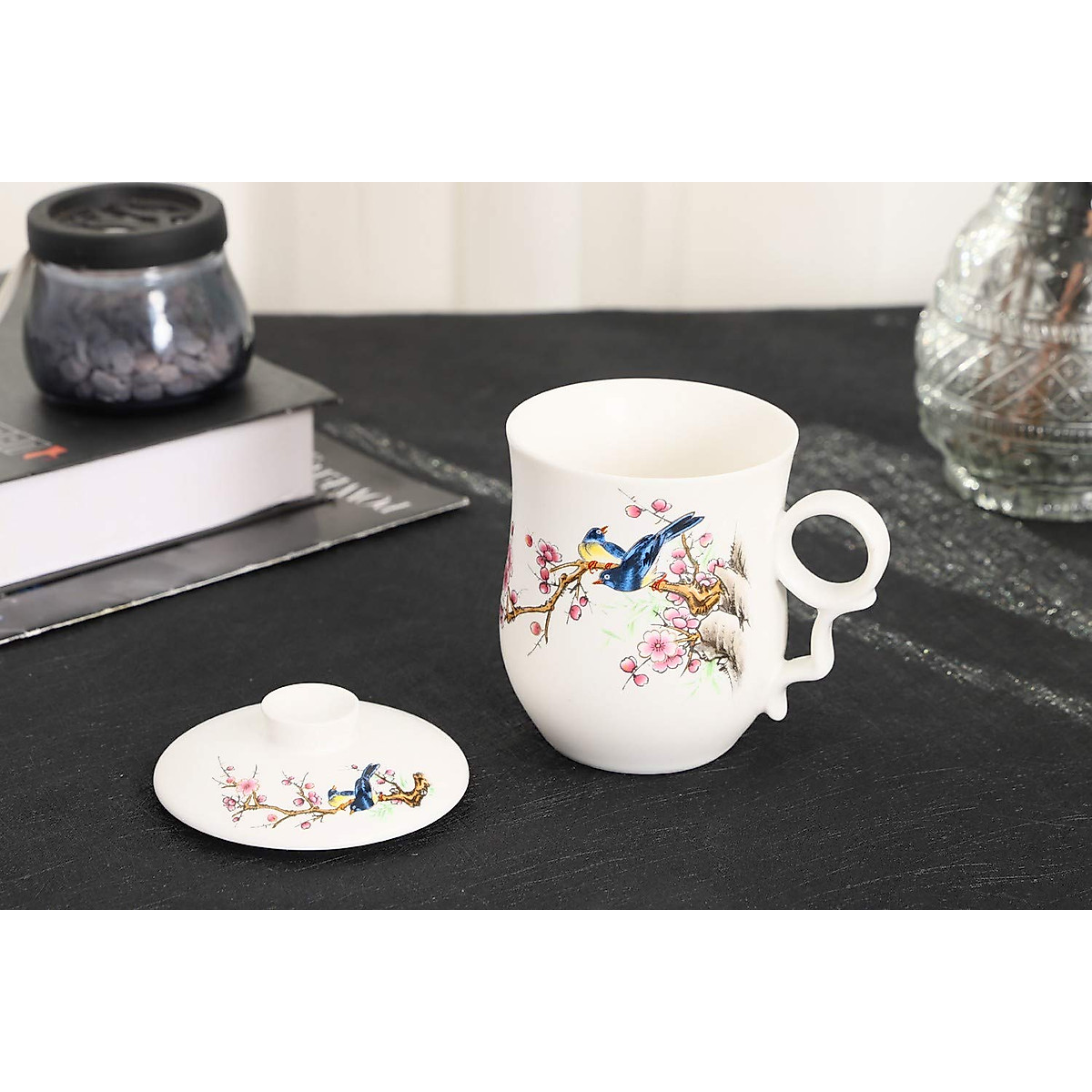 CYXChenyu Ceramic Tea Mug with Lid, Anti-scalding Handle Design Ceramic Coffee Mug or Tea Cup Milk Tea Drink Porcelain Cup, Great for Tea Lover Gift (Magpie)