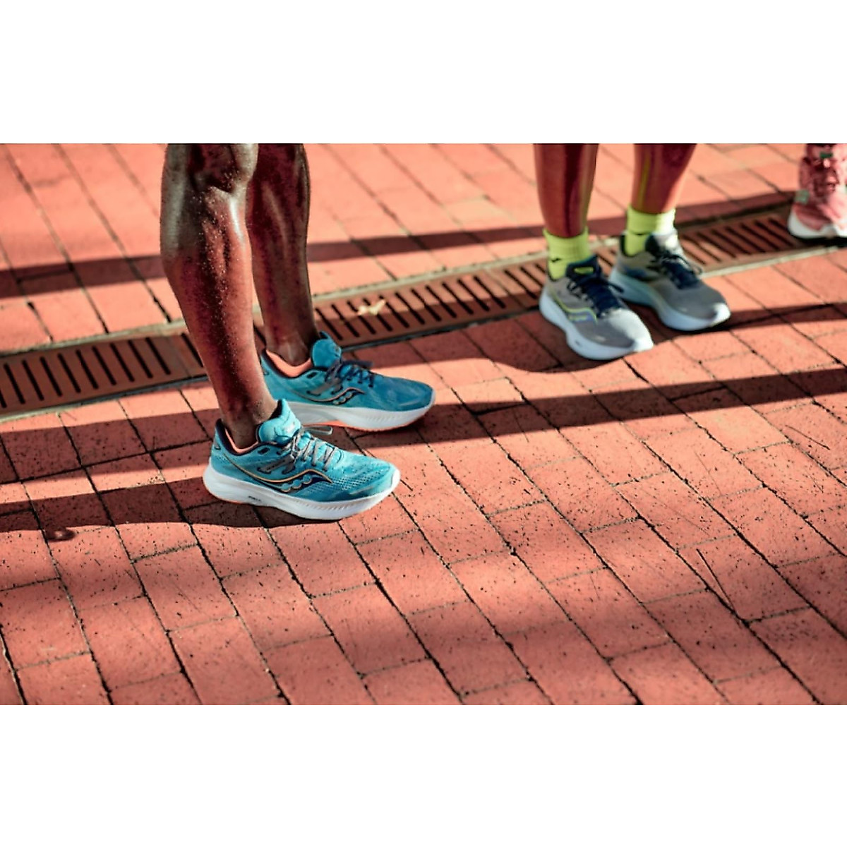 Saucony Men's Rundry Bolt Performance No-Show Socks, Available in M-XXL (6, 12, 18, Black (6 Pairs), XX-Large