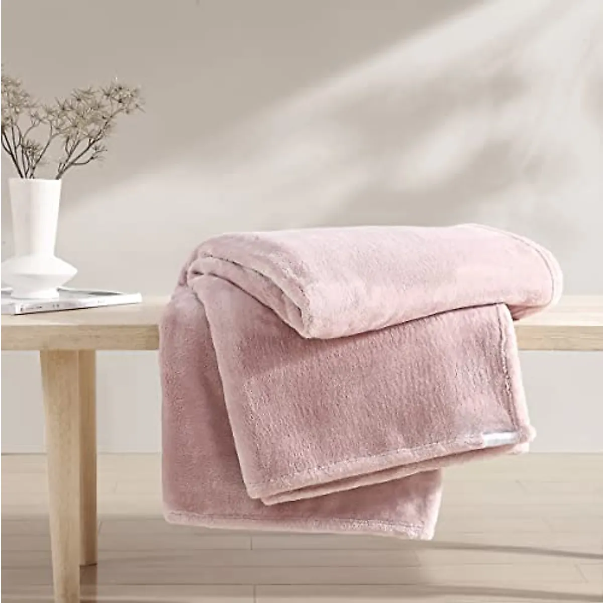 Stassie Home – Luxurious Throw Blanket – 500 GSM – Heavyweight Plush – Supreme Softness – 50” x 70” (Blush)