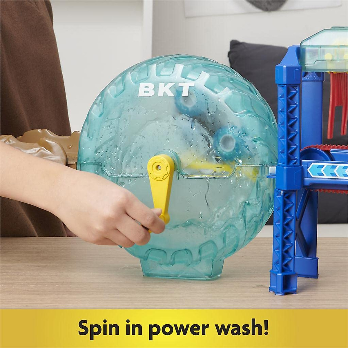 Spin Master 6060160 Monster Jam 1T64 Truck Wash Playset