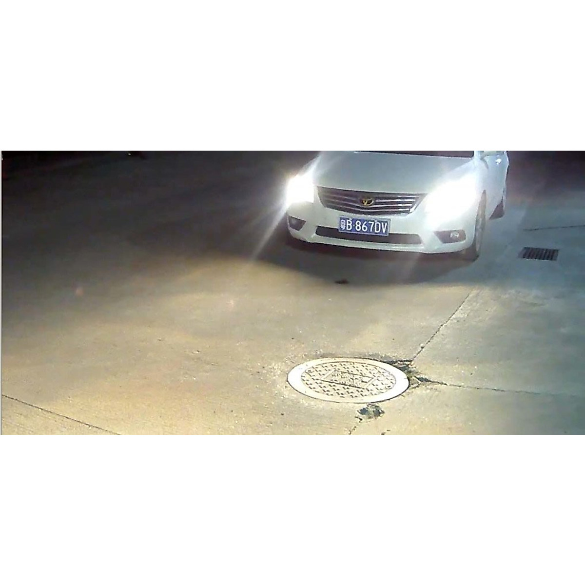 HDView License Plate Camera, 4-in-1 (TVI/CVI/AHD/960H) Bullet Camera, 2.4MP Full HD 1080P Security Camera with IR Night Vision, Long Range 5-50mm Lens Surveillance Camera, WDR, HLC