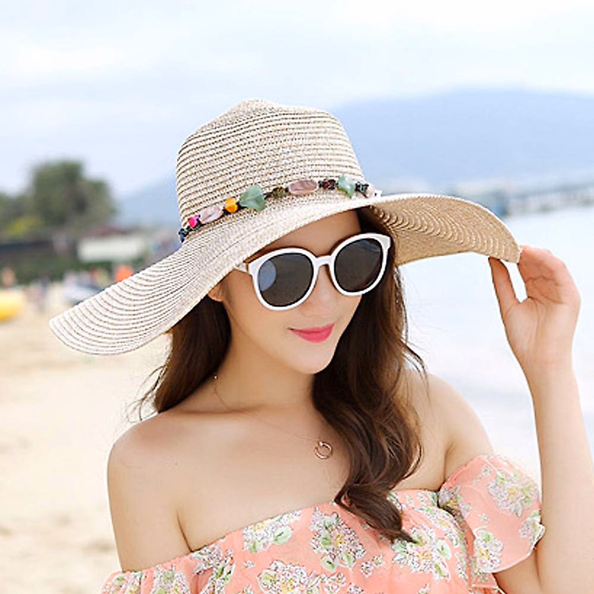 Women's Wide Brim Sun Protection Straw Hat,Folable Floppy Hat,Summer UV Protection Beach Cap (Chain-Beige)