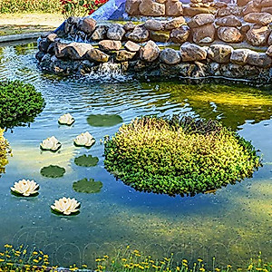 Framendino, 9 Pack Artificial Floating Foam Lotus Flower Decor Realistic Water Lillies Water Lily Pads Ornaments for Ponds Decoration