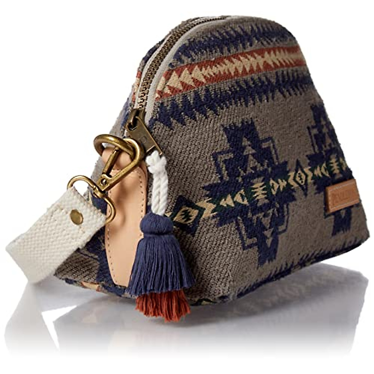 Pendleton Women's Dome Crossbody, Chief Joseph Taupe, One Size