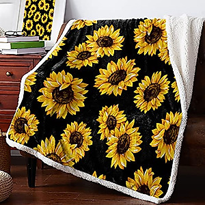 Sunflower Sherpa Fleece Blanket, Super Thick and Warm Cozy Luxury Blanket 40"x50", Vintage Floral Yellow Sunflower Black Background Bed Blanket, Fluffy Plush Microfiber Throw Blanket for Couch