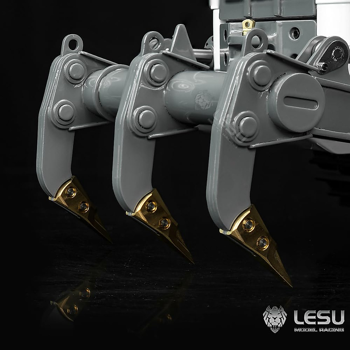 LESU 1/14 Hydraulic RC Crawler Loader RTR LR636 Electric Construction Vehicles Model Pl18Ev Lite Openable Bucket Rear Hook Painted White