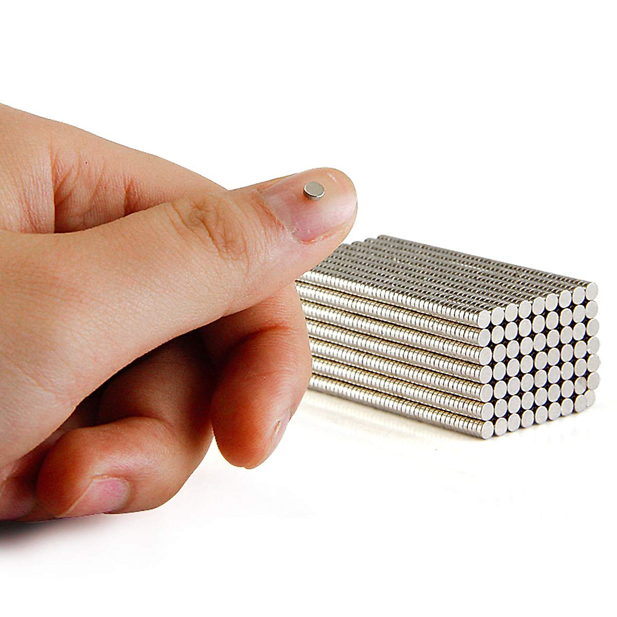 200 Pieces 3 x 1mm DIY Personalized Multi-Use Refrigerators Magnets for Fridge Door Whiteboard Map Bulletin Boards