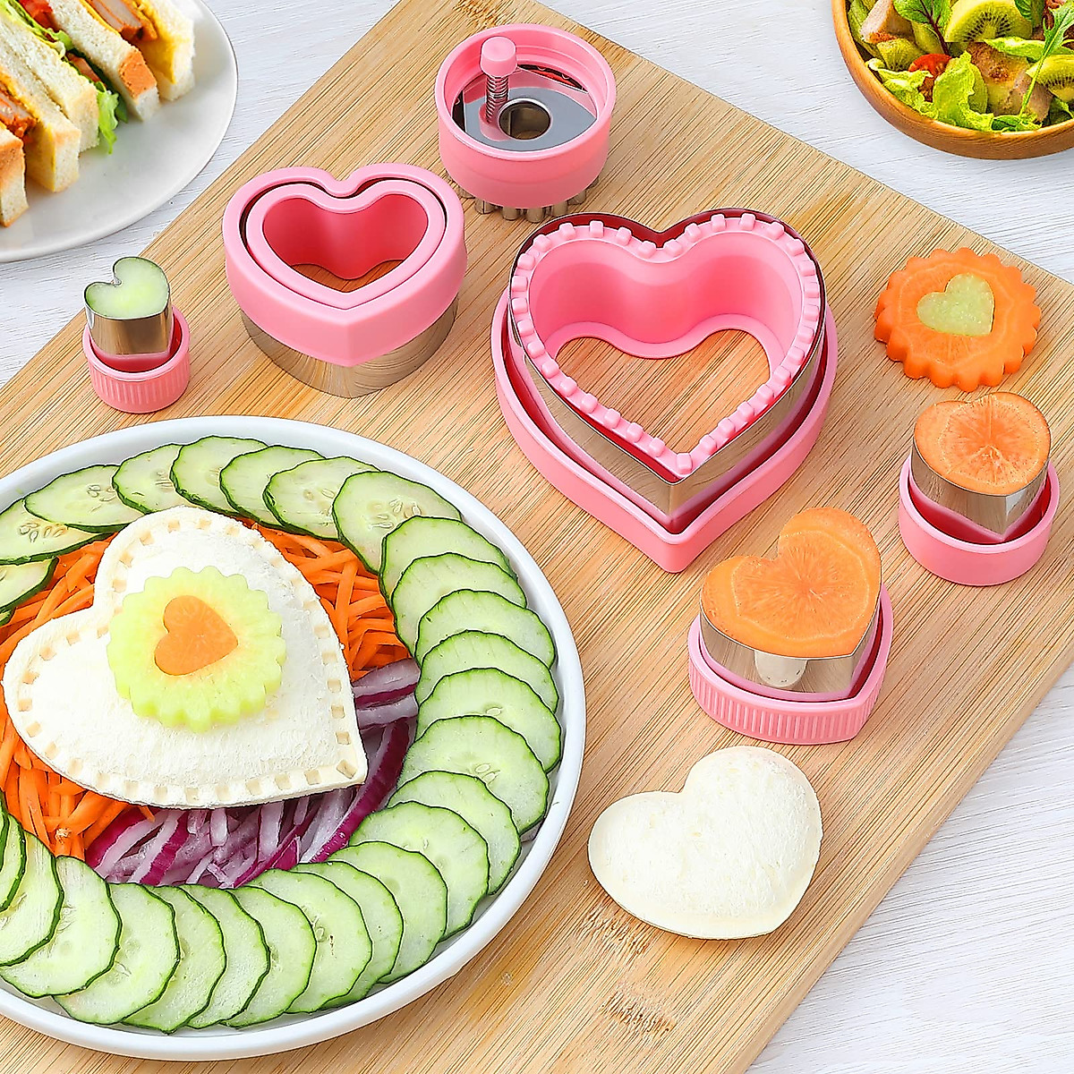 Heart Cookie Cutters Set,6 Pcs Uncrustables Maker Bread Cutters Heart Shapes DIY Cookie Cutters Fruit Vegetable Mold for Kids Boys & Girls Bento Lunch Box