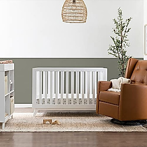 DaVinci Otto 3-in-1 Convertible Crib in White, Greenguard Gold Certified
