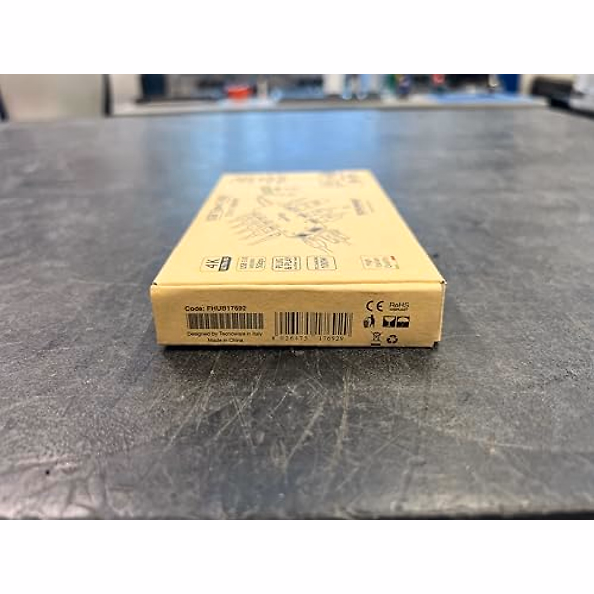 Tecnoware Hub USB Type-C, 13 in 1 Adapter, Compatible with MacBook, Notebook, iPad, Windows, Huawei ecc. 13 Ports: USB 2.0/3.0, USB Type-C, Ethernet, HDMI 4K, Card Slot SDXC, Micro SD, Jack Audio.