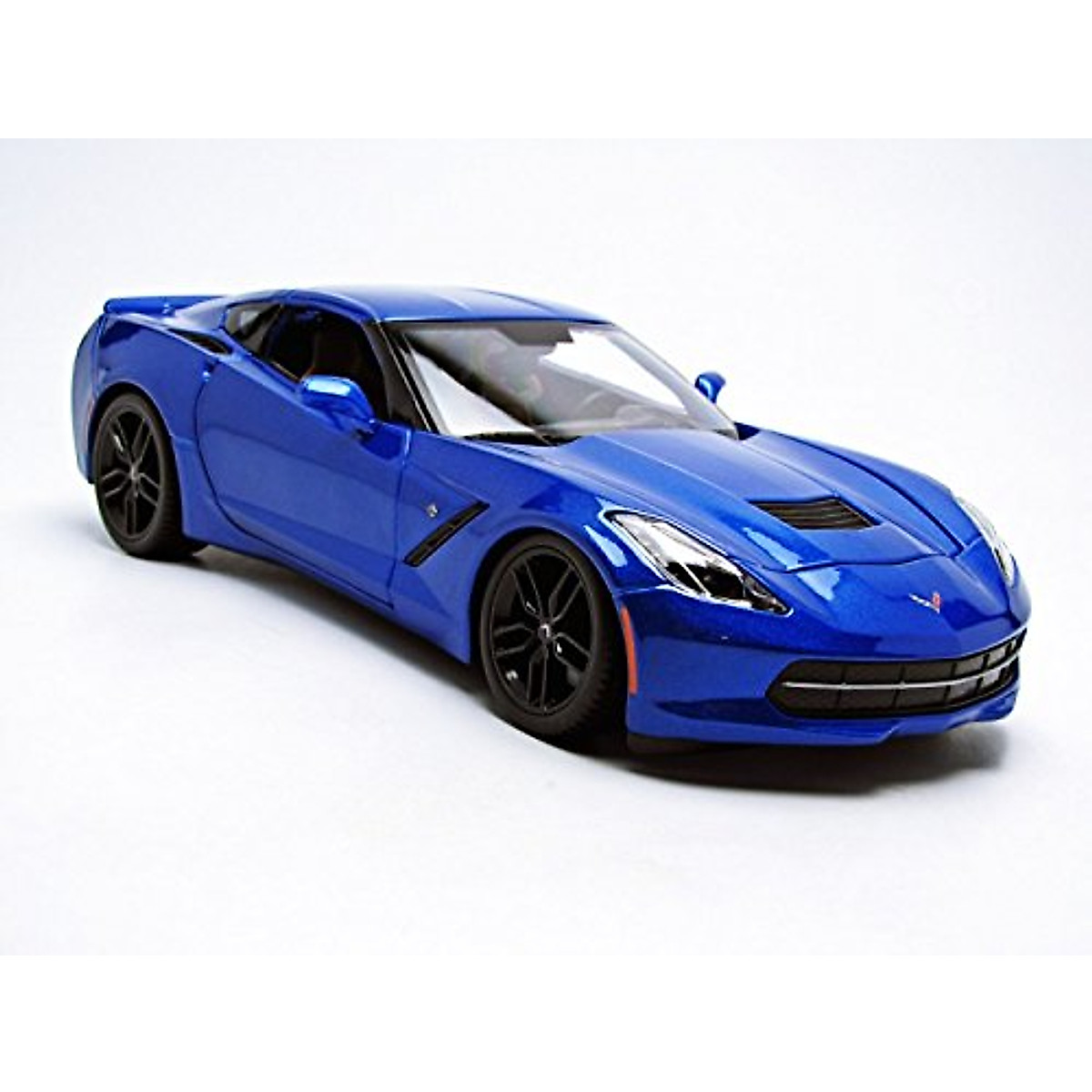 Maisto 2014 Chevrolet Corvette Stingray Z51 Blue 1/18 31677