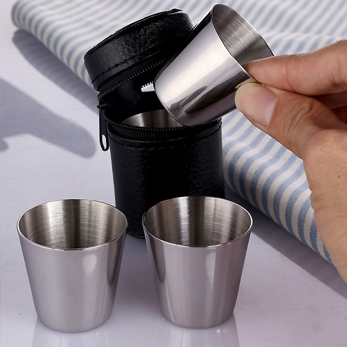 URMAGIC 8 Pcs Stainless Steel Shot Cups,1Oz Metal Shot Glass Drinking Vessel with 2 Pack Carrying Case,Drinking cups,Outdoor Camping Travel Cup,Coffee Tea Cup,Metal Wine Glasses,Bar Glassware