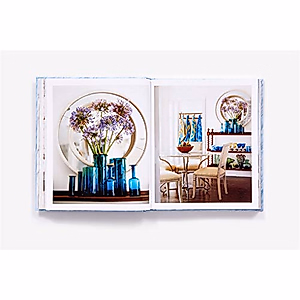 Coastal Blues: Mrs. Howard's Guide to Decorating with the Colors of the Sea and Sky