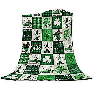 St. Patrick's Day Shamrock Super Soft Flannel Fleece Throw Blankets Lucky Clover Gnome Truck Green Plaid Blanket Lightweight Cozy Warm Fuzzy Plush Microfiber Blankets for Couch Bed Sofa 40x50inch