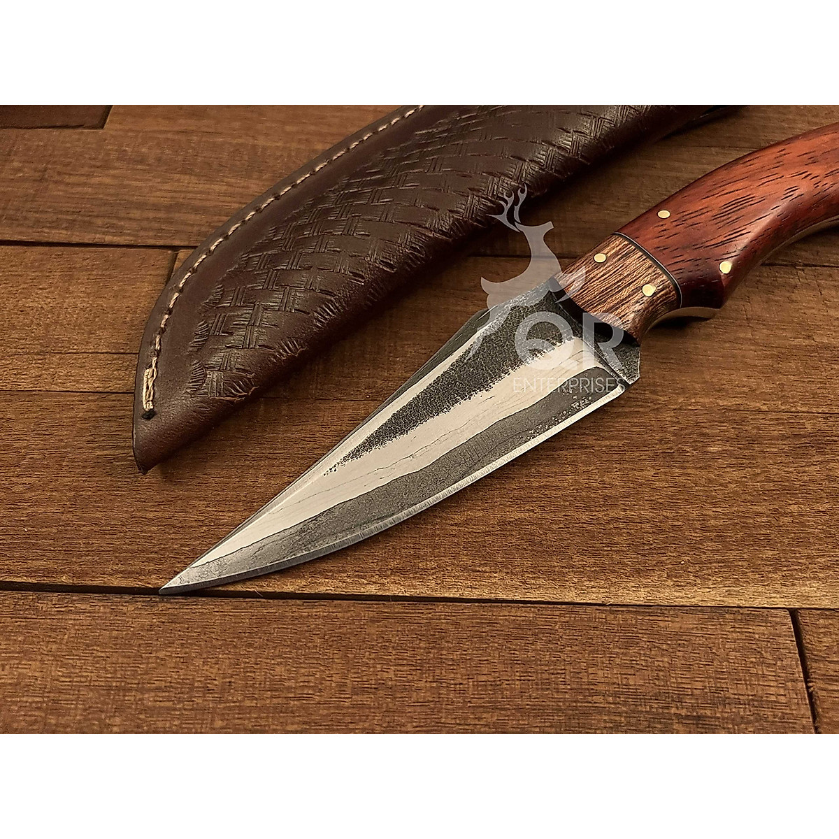 Classic Blades San Mai Damascus Steel Handmade Hunting knife, Bushcraft knife, Fixed blade knife, Outdoor Full Tang Forged knife, Camping knife Wooden Handle With Leather Sheath