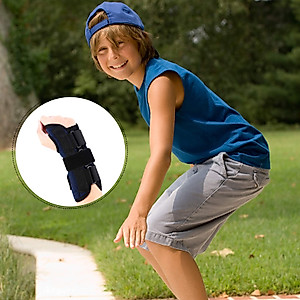 EXCEART 2 Pcs Joint Fixation Strap Removable Metal Wrist Splint Thumb Splint Brace Carpal Tunnel Brace Athletic Wrist Tape Breathable Wrist Braces Composite Cloth to Sleep Hand Rest