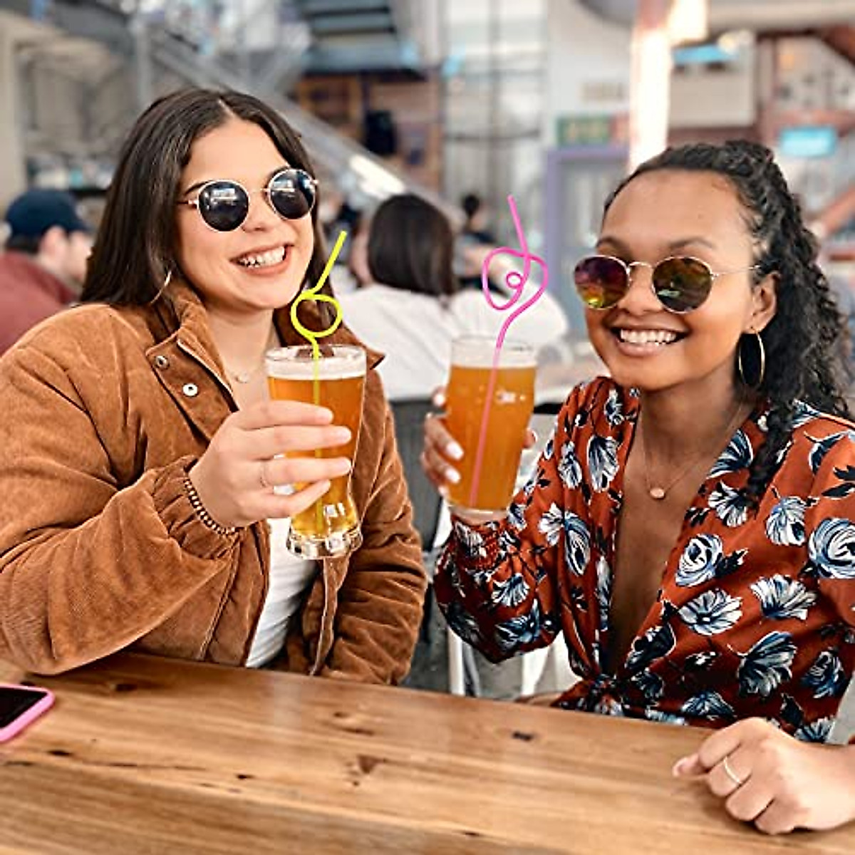 VOKOY 60pcs Crazy Loop Straws, Colorful Reusable Drinking Straws Funny Straws for Kids, Birthday Party, Parties, Carnivals